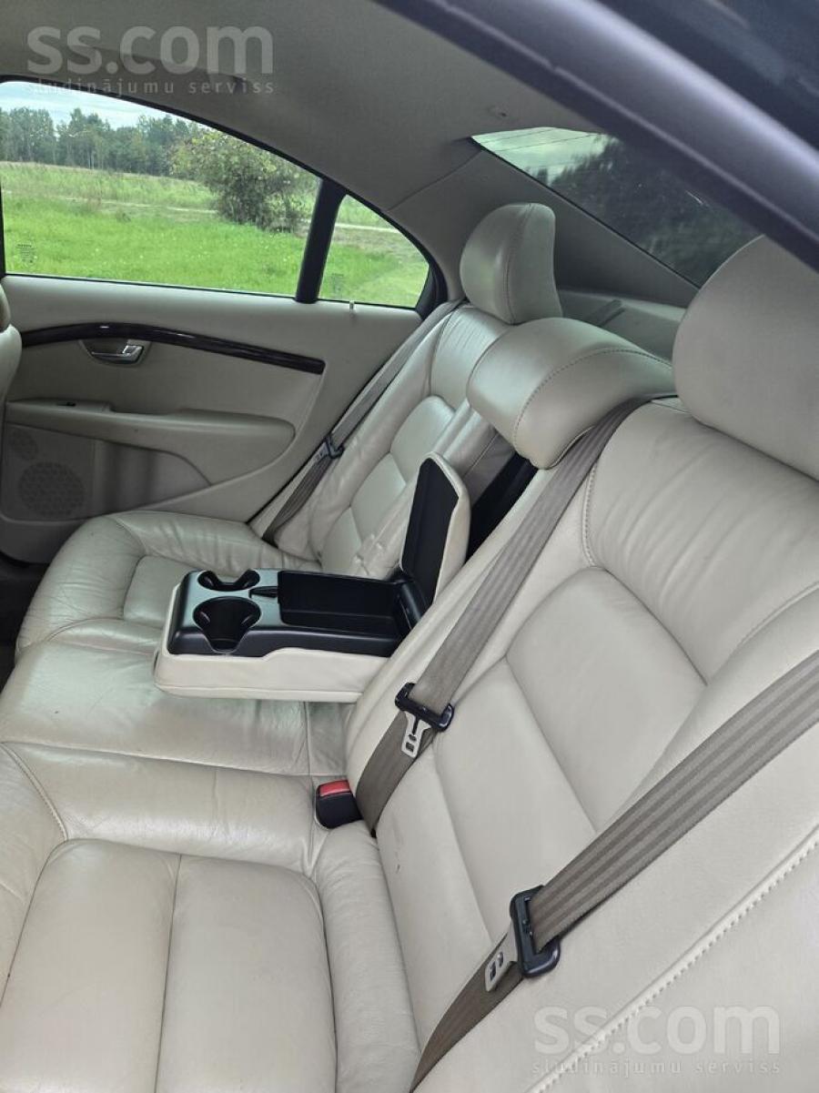Melns Volvo S80 2007 Rēzekne, ar dzinēja tilpumu 2.40 L un nobraukumu 0 tūkst. km par 3500 €, foto 7 vietnē AUTOMOTO.COM.LV