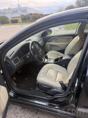 Melns Volvo S80 2007 Jelgava, ar dzinēja tilpumu 2.40 L un nobraukumu 429 tūkst. km par 2000 €, foto 6 vietnē AUTOMOTO.COM.LV