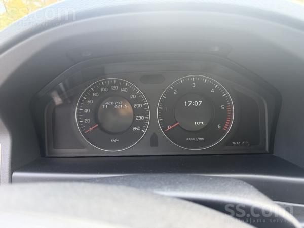 Вольво С80 2007 в Елгава на AUTOMOTO.COM.LV Черный Вольво С80 2007 в Елгава, объемом двигателя 2.40 л и пробегом 429 тыс. км за 2000 €, фото 11 на AUTOMOTO.COM.LV
