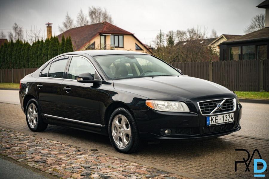 Black Volvo S80 2008 in Riga, with an engine capacity of 2.40 L and mileage of 437 thousand km for 2990 €, photo 2 on AUTOMOTO.COM.LV