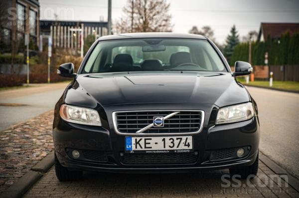 Black Volvo S80 2008 in Riga, with an engine capacity of 2.40 L and mileage of 0 thousand km for 2990 €, photo 2 on AUTOMOTO.COM.LV