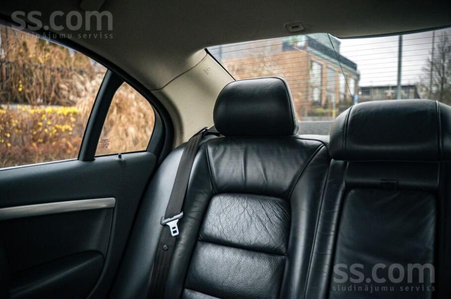 Black Volvo S80 2008 in Riga, with an engine capacity of 2.40 L and mileage of 0 thousand km for 2990 €, photo 15 on AUTOMOTO.COM.LV