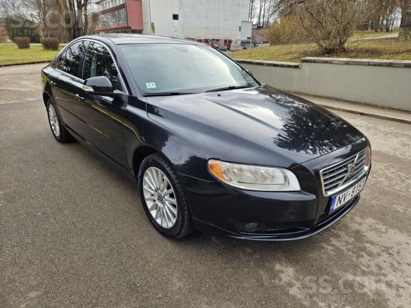 Black Volvo S80 2008 in Jekabpils, with an engine capacity of 2.40 L and mileage of 0 thousand km for 4490 €, photo 3 on AUTOMOTO.COM.LV