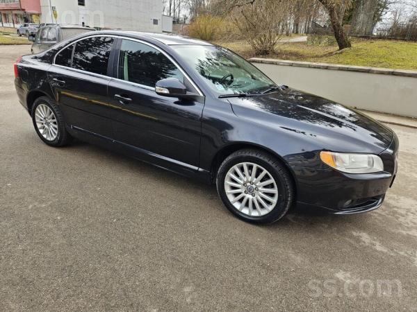 Black Volvo S80 2008 in Jekabpils, with an engine capacity of 2.40 L and mileage of 0 thousand km for 4490 €, photo 4 on AUTOMOTO.COM.LV