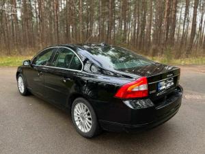 Black Volvo S80 2008 in Vilnius, with an engine capacity of 3.20 L and mileage of 300 thousand km for 2499 €, photo 6 on AUTOMOTO.COM.LV