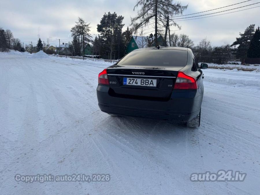 Melns Volvo S80 2008 Rakvere, ar dzinēja tilpumu 2.40 L un nobraukumu 352 tūkst. km par 5200 €, foto 8 vietnē AUTOMOTO.COM.LV