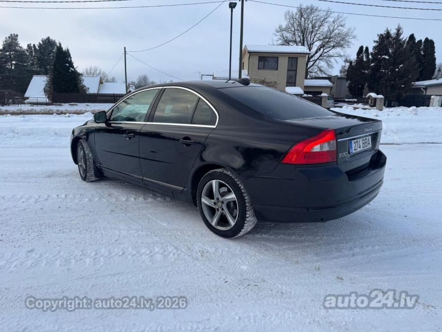 Melns Volvo S80 2008 Rakvere, ar dzinēja tilpumu 2.40 L un nobraukumu 352 tūkst. km par 5200 €, foto 11 vietnē AUTOMOTO.COM.LV