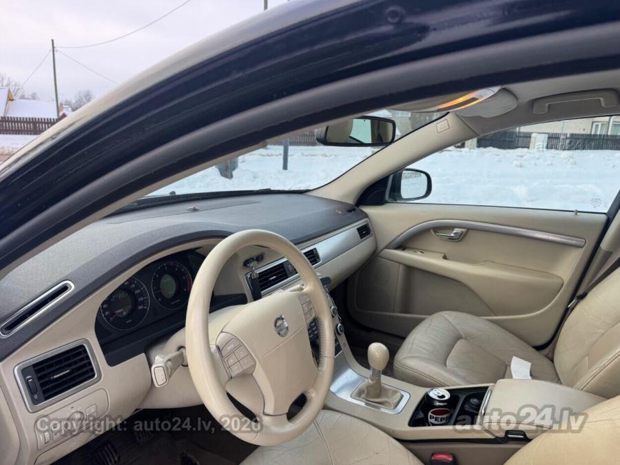 Melns Volvo S80 2008 Rakvere, ar dzinēja tilpumu 2.40 L un nobraukumu 352 tūkst. km par 5200 €, foto 19 vietnē AUTOMOTO.COM.LV