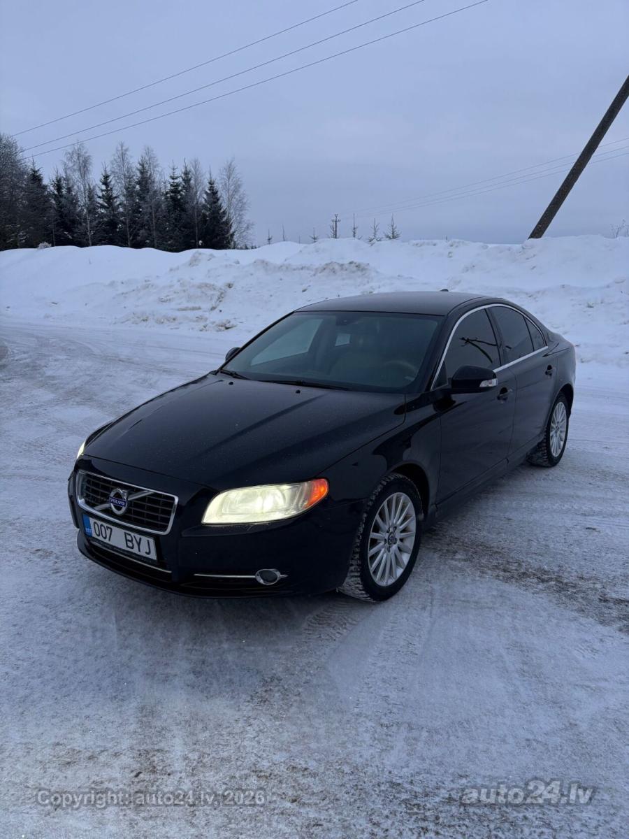 Black Volvo S80 2008 in Tallinn, with an engine capacity of 2.40 L and mileage of 407 thousand km for 3100 €, photo 6 on AUTOMOTO.COM.LV