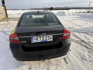Melns Volvo S80 2008 Širvintos, ar dzinēja tilpumu 2.40 L un nobraukumu 438 tūkst. km par 2850 €, foto 5 vietnē AUTOMOTO.COM.LV