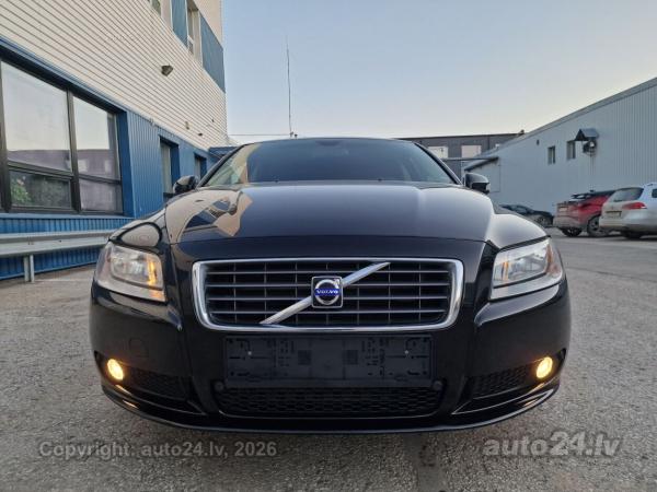 Melns Volvo S80 2008 Tartu, ar dzinēja tilpumu 2.40 L un nobraukumu 273 tūkst. km par 6290 €, foto 1 vietnē AUTOMOTO.COM.LV
