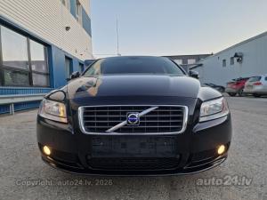 Melns Volvo S80 2008 Tartu, ar dzinēja tilpumu 2.40 L un nobraukumu 273 tūkst. km par 6290 €, foto  vietnē AUTOMOTO.COM.LV