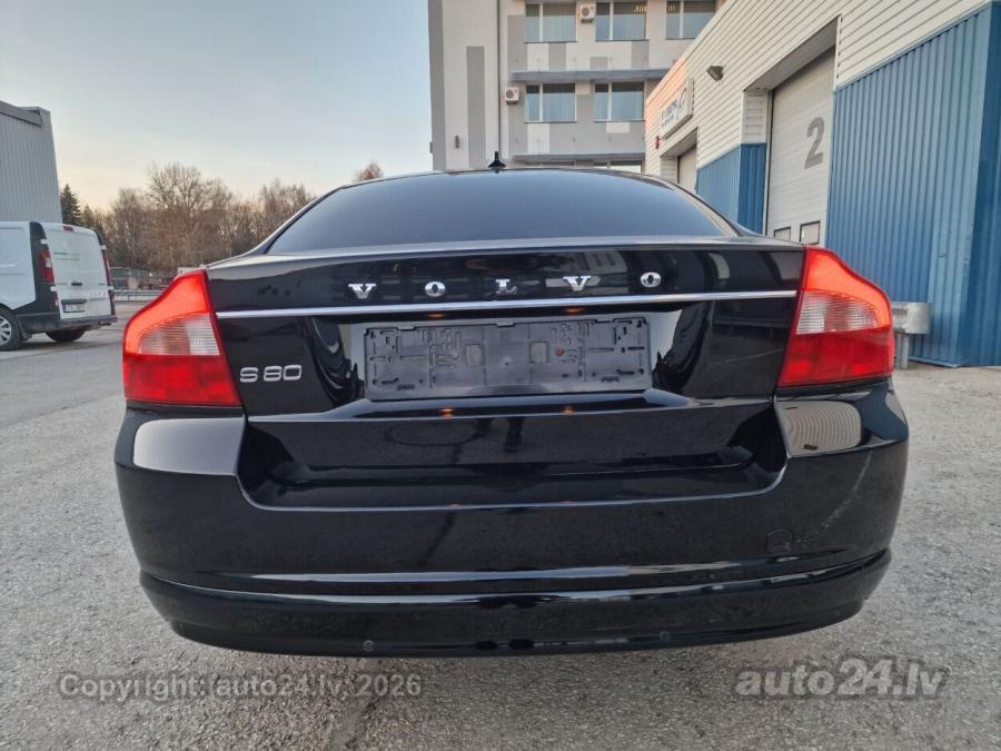 Black Volvo S80 2008 in Tartu, with an engine capacity of 2.40 L and mileage of 273 thousand km for 6290 €, photo 7 on AUTOMOTO.COM.LV