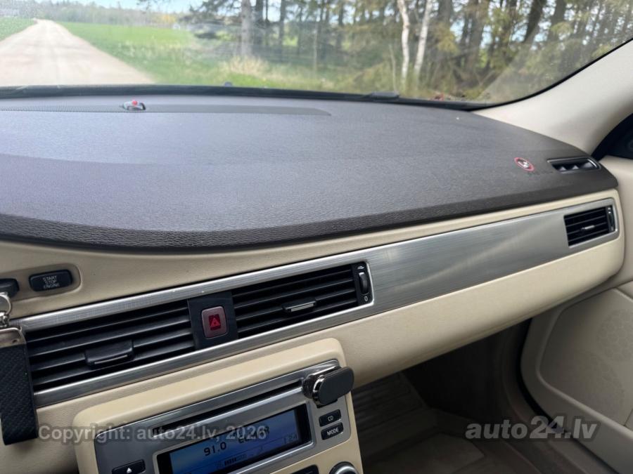 Black Volvo S80 2008 in Rakvere, with an engine capacity of 2.40 L and mileage of 354 thousand km for 4399 €, photo 9 on AUTOMOTO.COM.LV