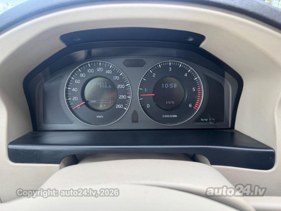Black Volvo S80 2008 in Rakvere, with an engine capacity of 2.40 L and mileage of 354 thousand km for 4399 €, photo 10 on AUTOMOTO.COM.LV