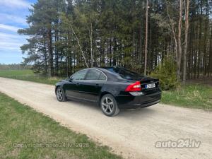 Black Volvo S80 2008 in Rakvere, with an engine capacity of 2.40 L and mileage of 354 thousand km for 4399 €, photo 14 on AUTOMOTO.COM.LV