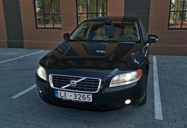 Melns Volvo S80 2008 Rīga, ar dzinēja tilpumu 2.40 L un nobraukumu 299 tūkst. km par 5490 €, foto 9 vietnē AUTOMOTO.COM.LV