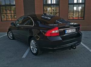 Black Volvo S80 2008 in Riga, with an engine capacity of 2.40 L and mileage of 299 thousand km for 5490 €, photo 15 on AUTOMOTO.COM.LV