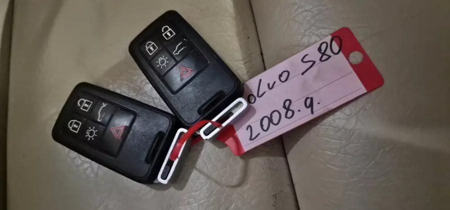 Черный Вольво С80 2008 в Валмиера, объемом двигателя 2.50 л и пробегом 357 тыс. км за 3600 €, фото 13 на AUTOMOTO.COM.LV