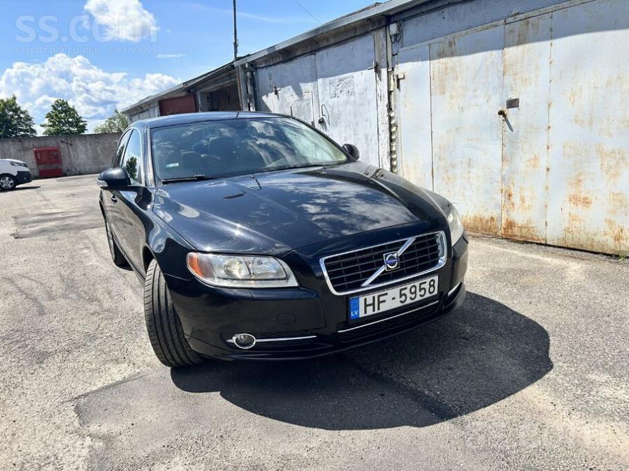 Melns Volvo S80 2008 Rīga, ar dzinēja tilpumu 2.40 L un nobraukumu 219 tūkst. km par 4400 €, foto 1 vietnē AUTOMOTO.COM.LV
