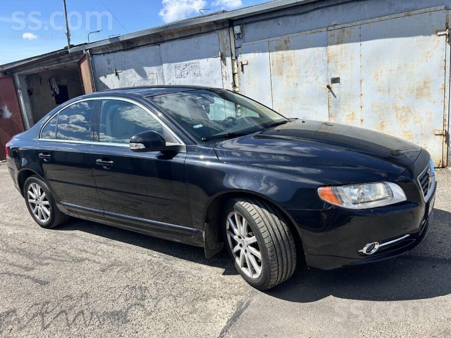 Melns Volvo S80 2008 Rīga, ar dzinēja tilpumu 2.40 L un nobraukumu 219 tūkst. km par 4400 €, foto 4 vietnē AUTOMOTO.COM.LV