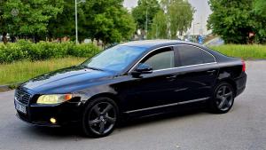 Melns Volvo S80 2008 Šauļi, ar dzinēja tilpumu 2.40 L un nobraukumu 337 tūkst. km par 2700 €, foto 3 vietnē AUTOMOTO.COM.LV