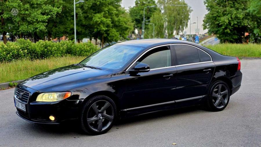 Melns Volvo S80 2008 Šauļi, ar dzinēja tilpumu 2.40 L un nobraukumu 337 tūkst. km par 2700 €, foto 3 vietnē AUTOMOTO.COM.LV