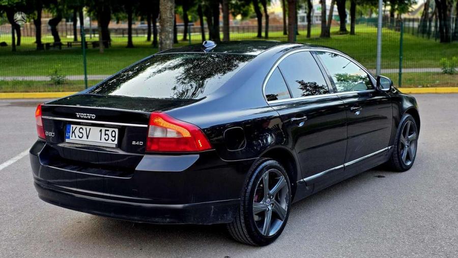 Melns Volvo S80 2008 Šauļi, ar dzinēja tilpumu 2.40 L un nobraukumu 337 tūkst. km par 2700 €, foto 8 vietnē AUTOMOTO.COM.LV