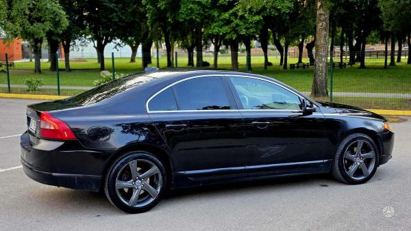 Melns Volvo S80 2008 Šauļi, ar dzinēja tilpumu 2.40 L un nobraukumu 337 tūkst. km par 2700 €, foto 8 vietnē AUTOMOTO.COM.LV