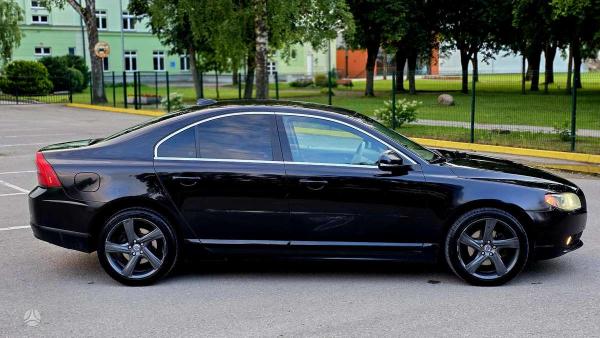 Melns Volvo S80 2008 Šauļi, ar dzinēja tilpumu 2.40 L un nobraukumu 337 tūkst. km par 2700 €, foto 9 vietnē AUTOMOTO.COM.LV