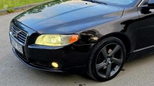 Melns Volvo S80 2008 Šauļi, ar dzinēja tilpumu 2.40 L un nobraukumu 337 tūkst. km par 2700 €, foto 14 vietnē AUTOMOTO.COM.LV
