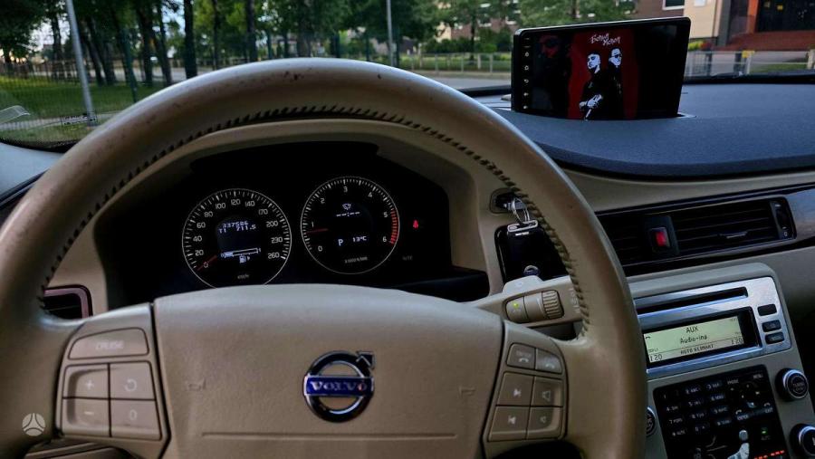 Melns Volvo S80 2008 Šauļi, ar dzinēja tilpumu 2.40 L un nobraukumu 337 tūkst. km par 2700 €, foto 26 vietnē AUTOMOTO.COM.LV