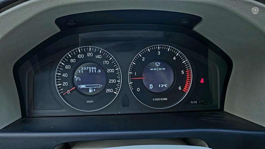 Melns Volvo S80 2008 Šauļi, ar dzinēja tilpumu 2.40 L un nobraukumu 337 tūkst. km par 2700 €, foto 27 vietnē AUTOMOTO.COM.LV