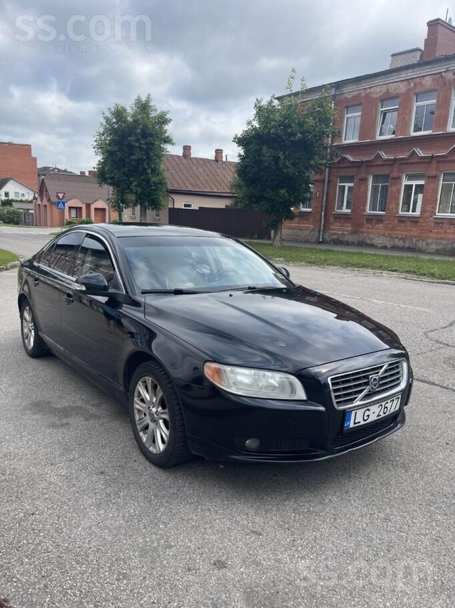 Melns Volvo S80 2008 Daugavpils, ar dzinēja tilpumu 2.00 L un nobraukumu 391 tūkst. km par 4000 €, foto 4 vietnē AUTOMOTO.COM.LV