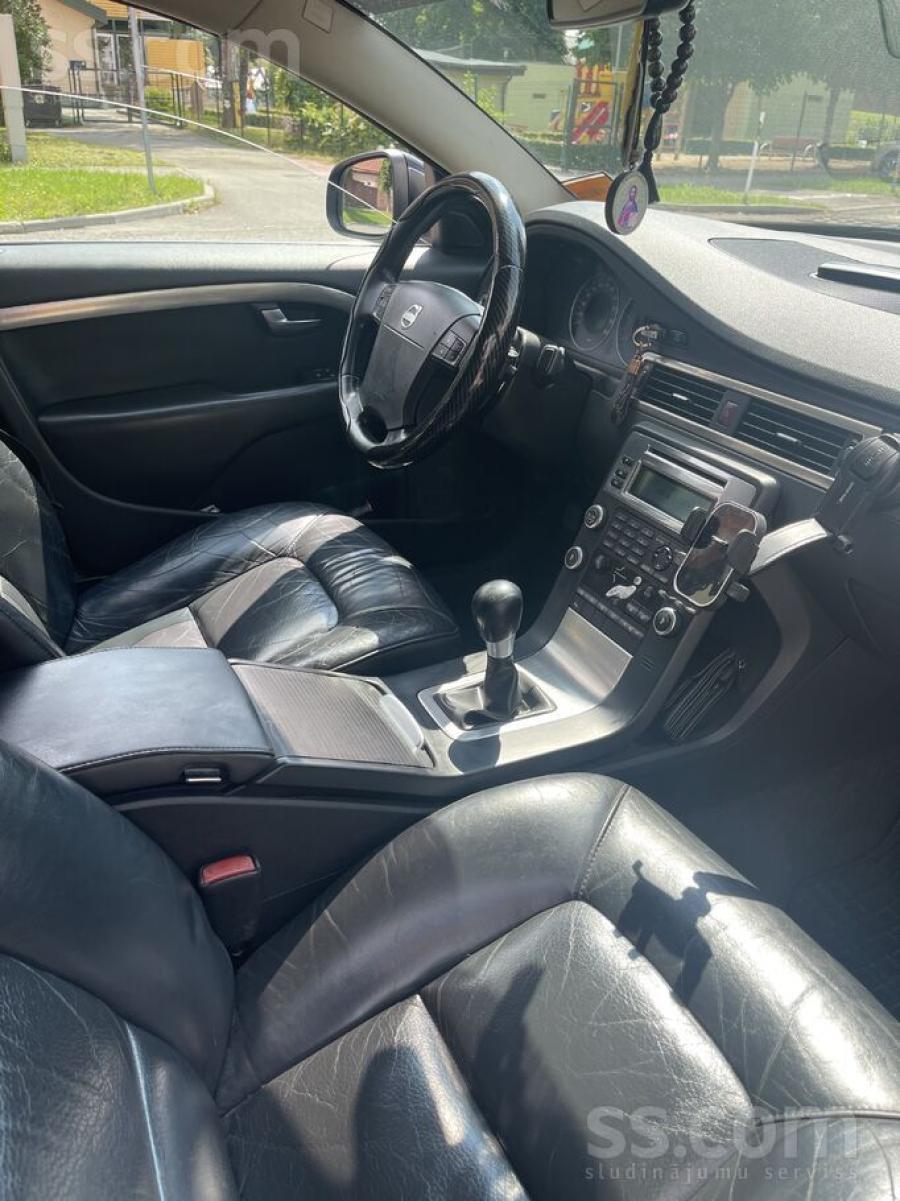 Melns Volvo S80 2008 Daugavpils, ar dzinēja tilpumu 2.00 L un nobraukumu 391 tūkst. km par 4000 €, foto 6 vietnē AUTOMOTO.COM.LV