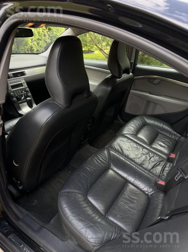 Melns Volvo S80 2008 Jelgava, ar dzinēja tilpumu 2.40 L un nobraukumu 254 tūkst. km par 3000 €, foto 7 vietnē AUTOMOTO.COM.LV