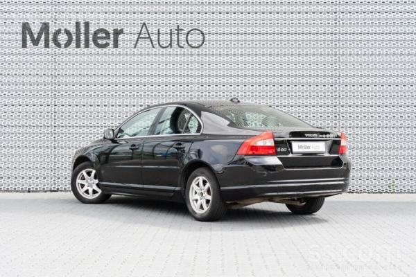 Melns Volvo S80 2008 Rīga, ar dzinēja tilpumu 2.00 L un nobraukumu 378 tūkst. km par 2000 €, foto 3 vietnē AUTOMOTO.COM.LV
