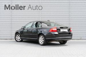 Melns Volvo S80 2008 Rīga, ar dzinēja tilpumu 2.00 L un nobraukumu 378 tūkst. km par 2000 €, foto 4 vietnē AUTOMOTO.COM.LV