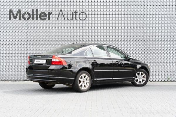 Melns Volvo S80 2008 Rīga, ar dzinēja tilpumu 2.00 L un nobraukumu 378 tūkst. km par 2000 €, foto 4 vietnē AUTOMOTO.COM.LV