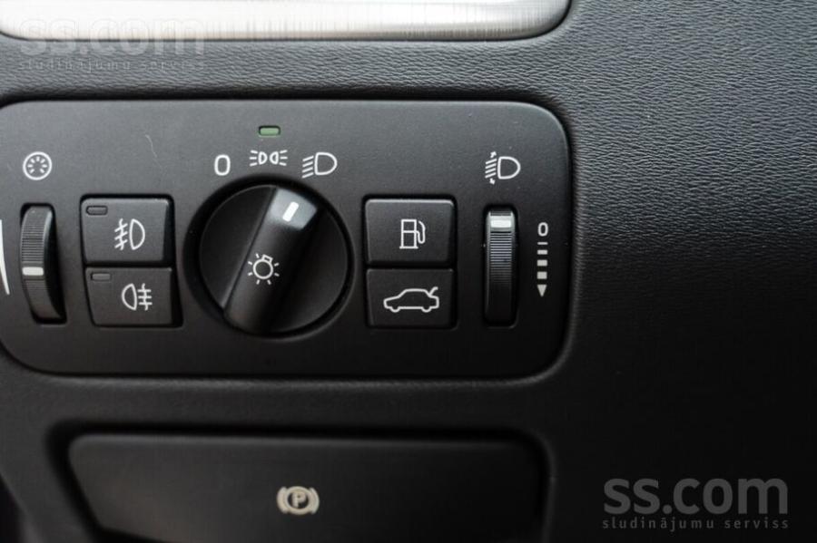Melns Volvo S80 2008 Rīga, ar dzinēja tilpumu 2.00 L un nobraukumu 378 tūkst. km par 2000 €, foto 11 vietnē AUTOMOTO.COM.LV
