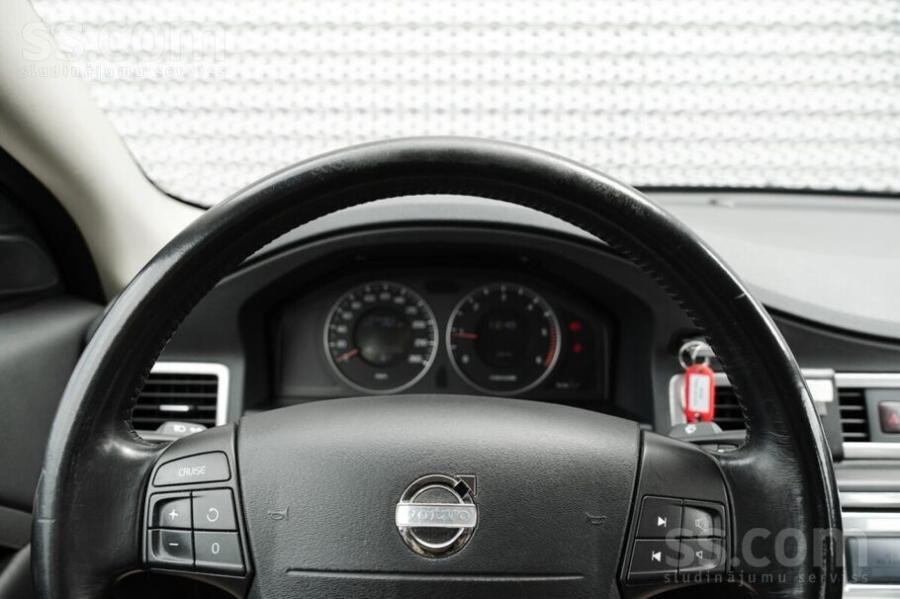 Melns Volvo S80 2008 Rīga, ar dzinēja tilpumu 2.00 L un nobraukumu 378 tūkst. km par 2000 €, foto 13 vietnē AUTOMOTO.COM.LV