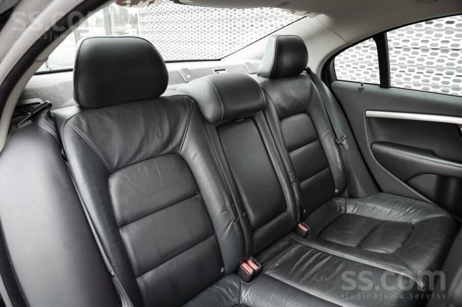 Melns Volvo S80 2008 Rīga, ar dzinēja tilpumu 2.00 L un nobraukumu 378 tūkst. km par 2000 €, foto 16 vietnē AUTOMOTO.COM.LV