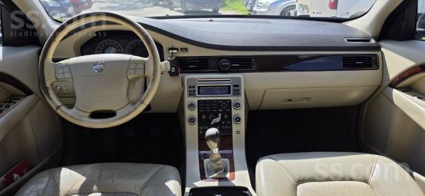 Melns Volvo S80 2008 Valmiera, ar dzinēja tilpumu 2.50 L un nobraukumu 317 tūkst. km par 2200 €, foto 7 vietnē AUTOMOTO.COM.LV