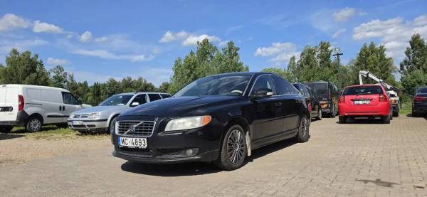 Черный Вольво С80 2008 в Валмиера, объемом двигателя 2.50 л и пробегом 317 тыс. км за 2200 €, фото 6 на AUTOMOTO.COM.LV