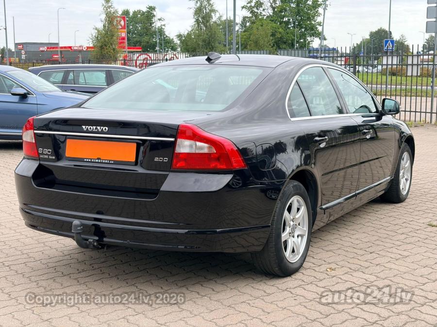 Melns Volvo S80 2008 Tartu, ar dzinēja tilpumu 2.00 L un nobraukumu 166 tūkst. km par 6590 €, foto 3 vietnē AUTOMOTO.COM.LV