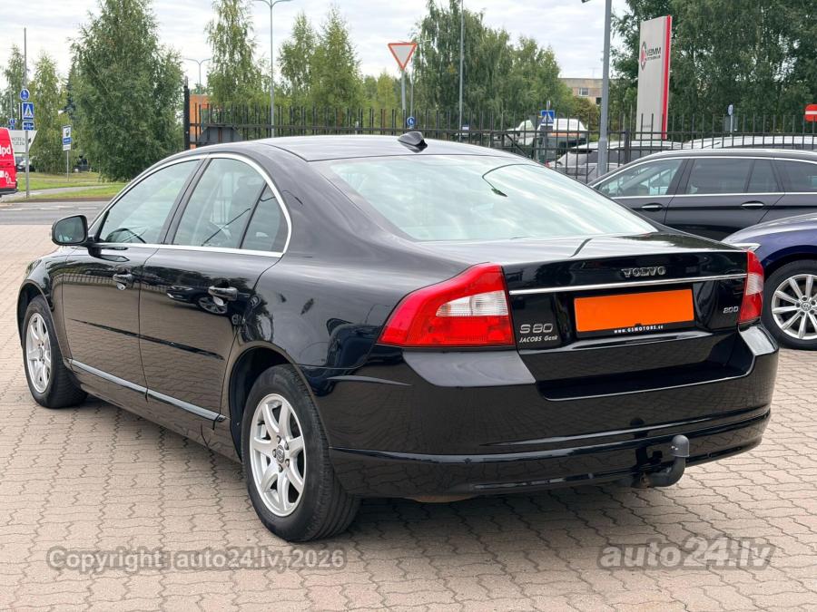 Melns Volvo S80 2008 Tartu, ar dzinēja tilpumu 2.00 L un nobraukumu 166 tūkst. km par 6590 €, foto 5 vietnē AUTOMOTO.COM.LV