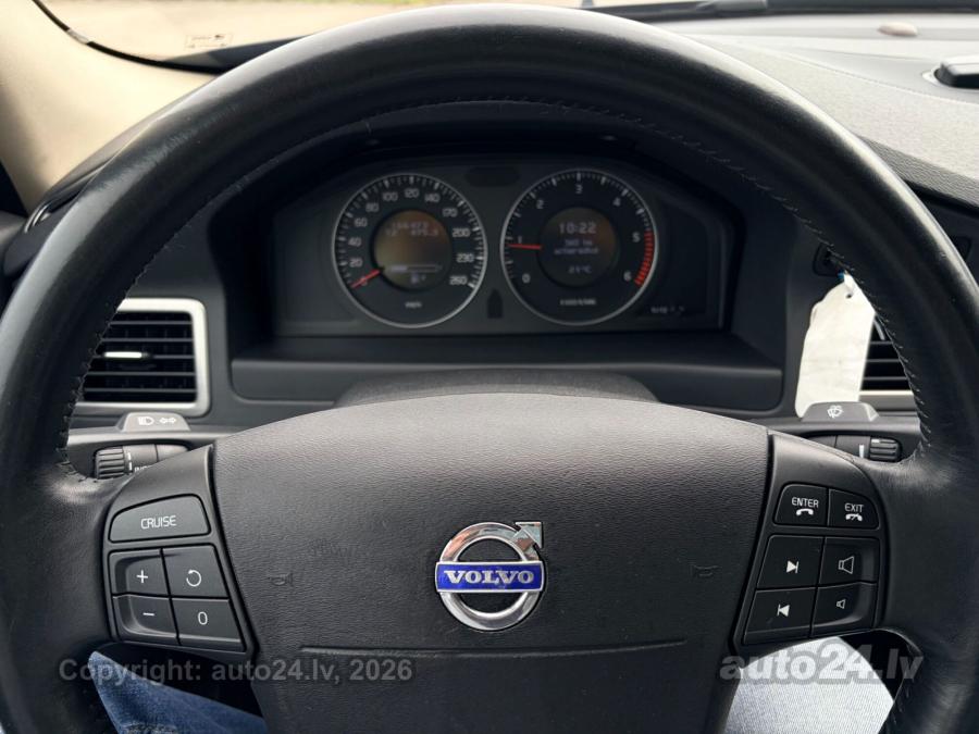 Melns Volvo S80 2008 Tartu, ar dzinēja tilpumu 2.00 L un nobraukumu 166 tūkst. km par 6590 €, foto 17 vietnē AUTOMOTO.COM.LV