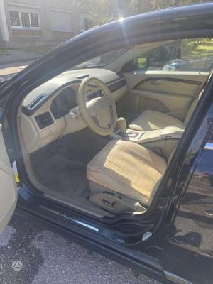 Melns Volvo S80 2008 Panevēža, ar dzinēja tilpumu 2.40 L un nobraukumu 400 tūkst. km par 3200 €, foto 8 vietnē AUTOMOTO.COM.LV
