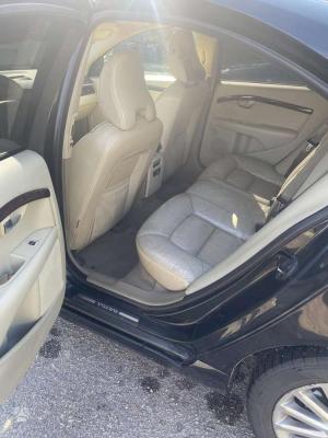 Melns Volvo S80 2008 Panevēža, ar dzinēja tilpumu 2.40 L un nobraukumu 400 tūkst. km par 3200 €, foto 9 vietnē AUTOMOTO.COM.LV