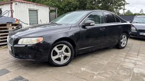 Black Volvo S80 2008 in Riga, with an engine capacity of 2.40 L and mileage of 394 thousand km for 2000 €, photo  on AUTOMOTO.COM.LV